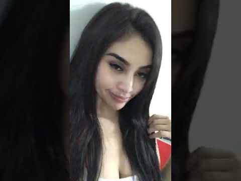 Beby angella live di instagram hot banget!