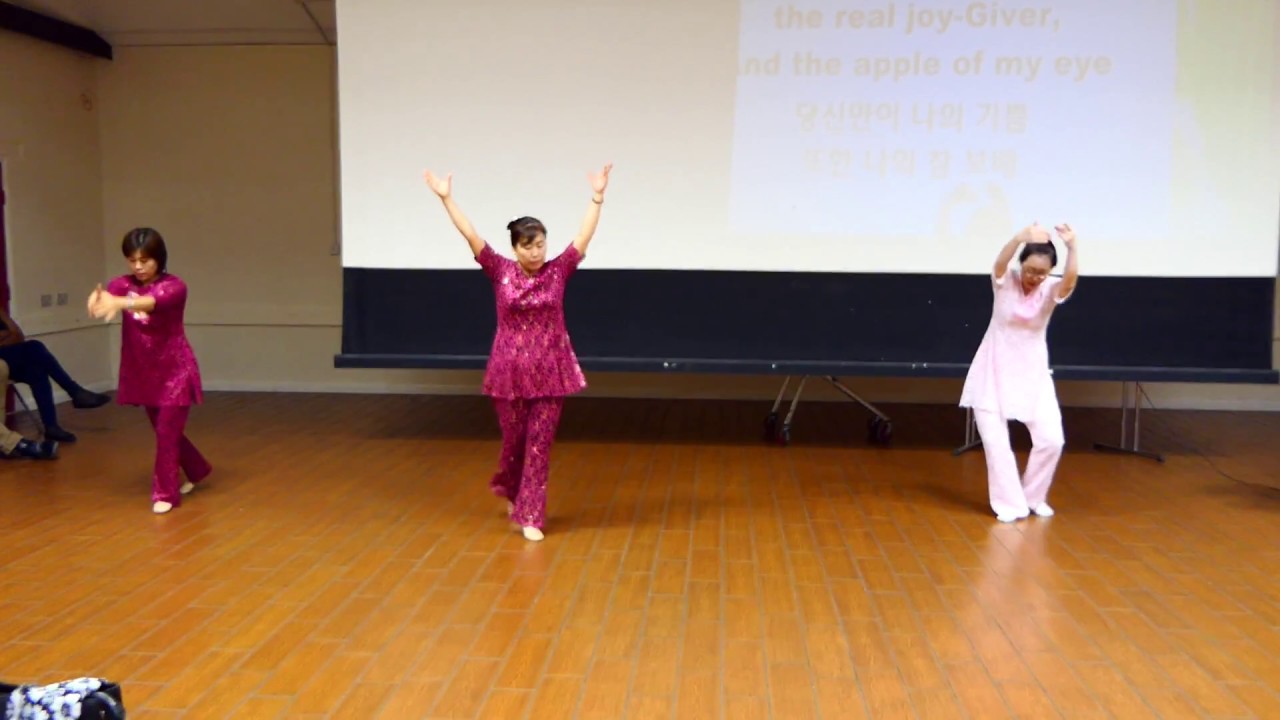 Holy Dance / Holy Fire Revival Basildon UK 2018 (Pastor Yongdoo Kim ...