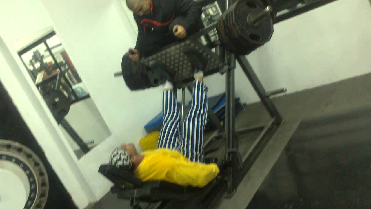 The strongest man ever ( 400 kilo) - YouTube