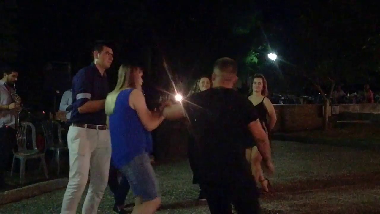 Γ. ΑΓΓΕΛΗΣ - Β. ΠΕΓΙΟΣ "ΣΑΝ ΑΡΡΩΣΤΗΣΩ ΜΑΝΑ" - YouTube