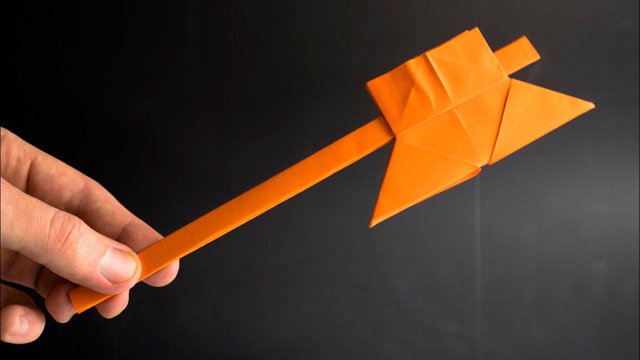 Como hacer un hacha de papel (arma de papel) - YouTube