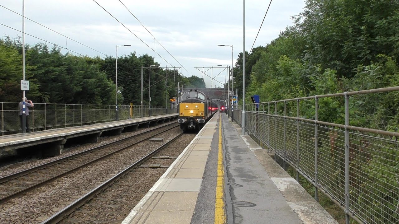 Class 313 scrap movement - 17/7/2019 - YouTube