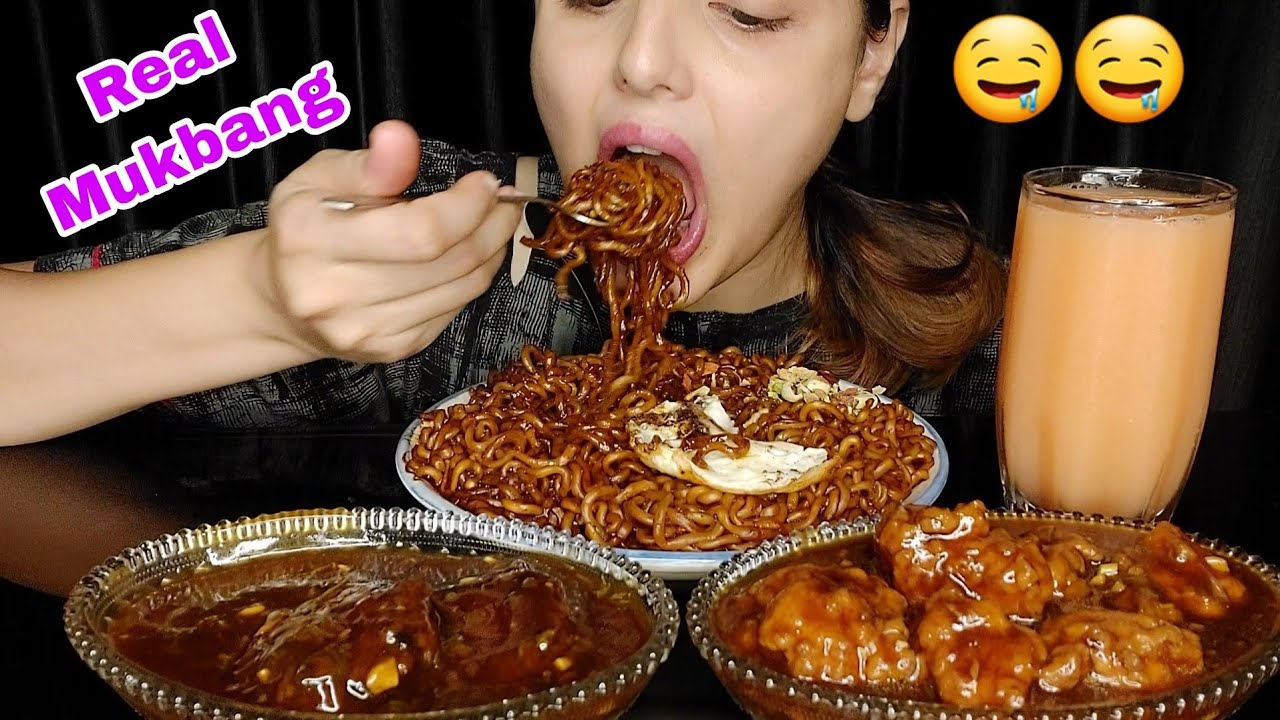 Real Mukbang:Cooking and Eating🥰 Korean black bean noodles , chicken ...