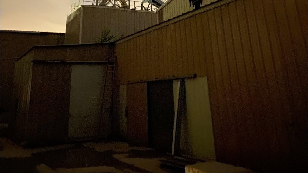 Exploring an Abandoned Factory at Night (Solo) - YouTube