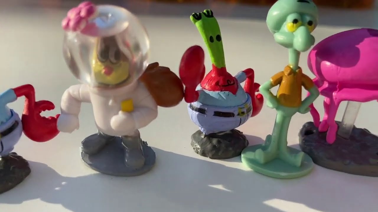 SpongeBob Squarepants TOY SURPRISE apple juice - YouTube