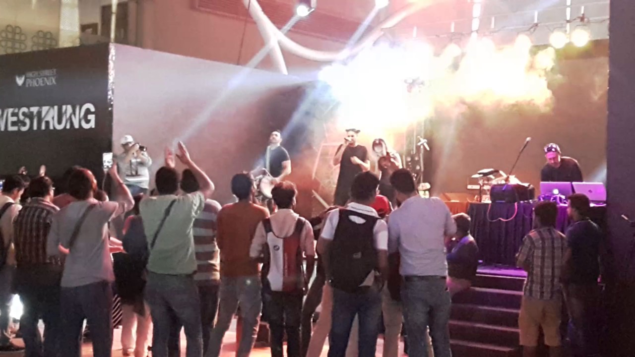 Awesung Group Band Punjabi Bangra(Dance Music) - YouTube