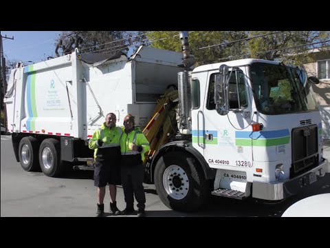 Recology's Autocar ACX Python Collecting Rear Loader Stops - YouTube