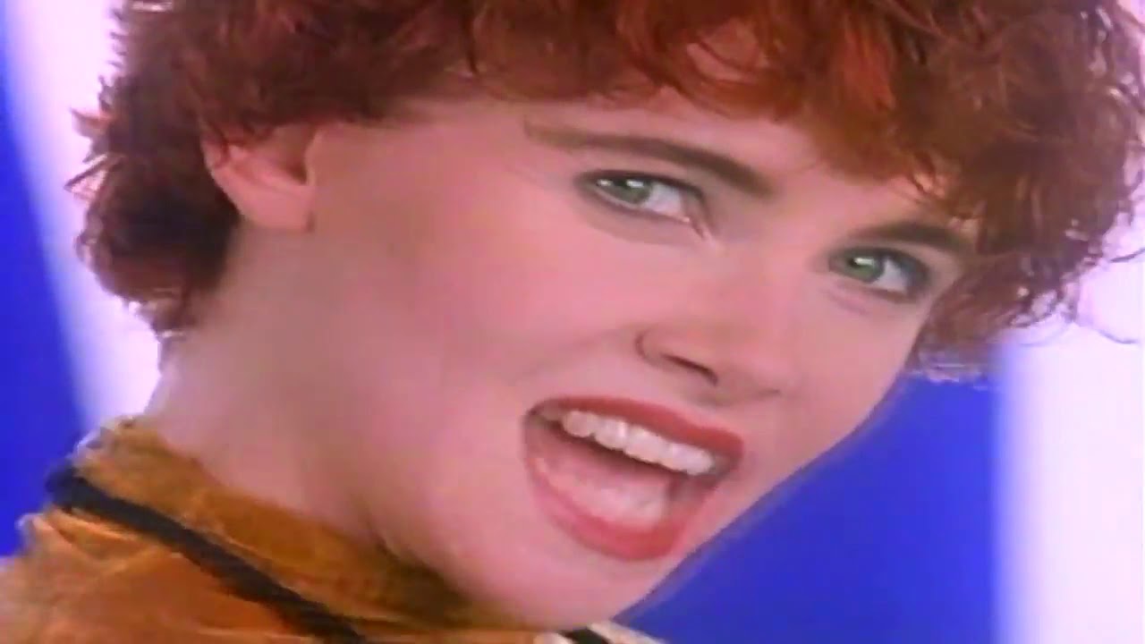 D Mob feat Cathy Dennis C'mon And Get My Love (Original Video Clip ...