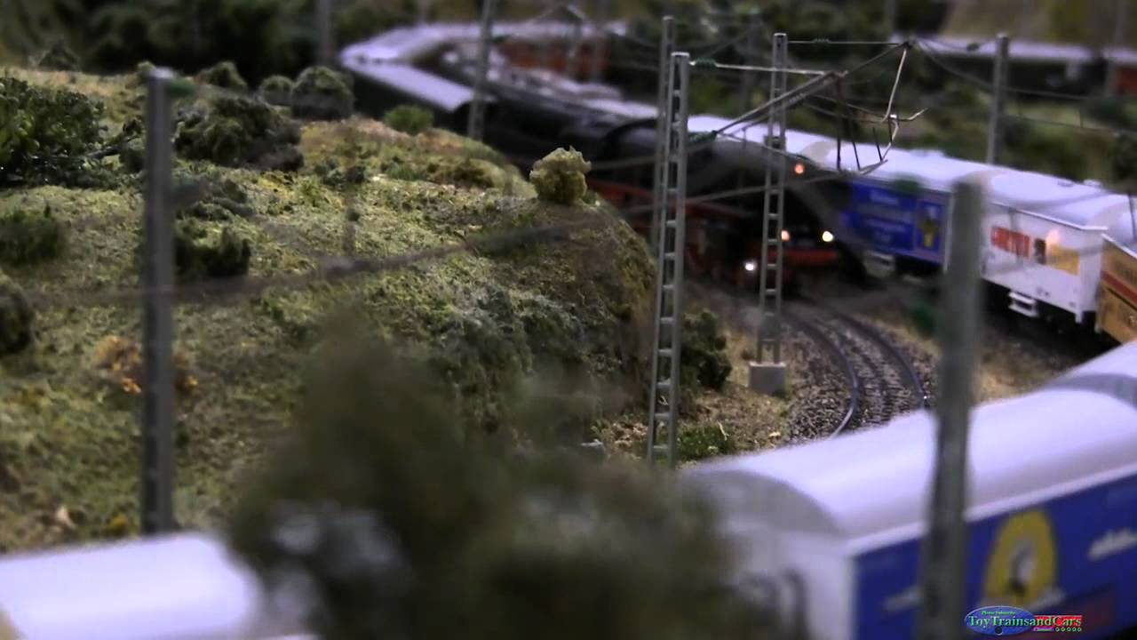 European HO Scale Toy Trains 2 - YouTube