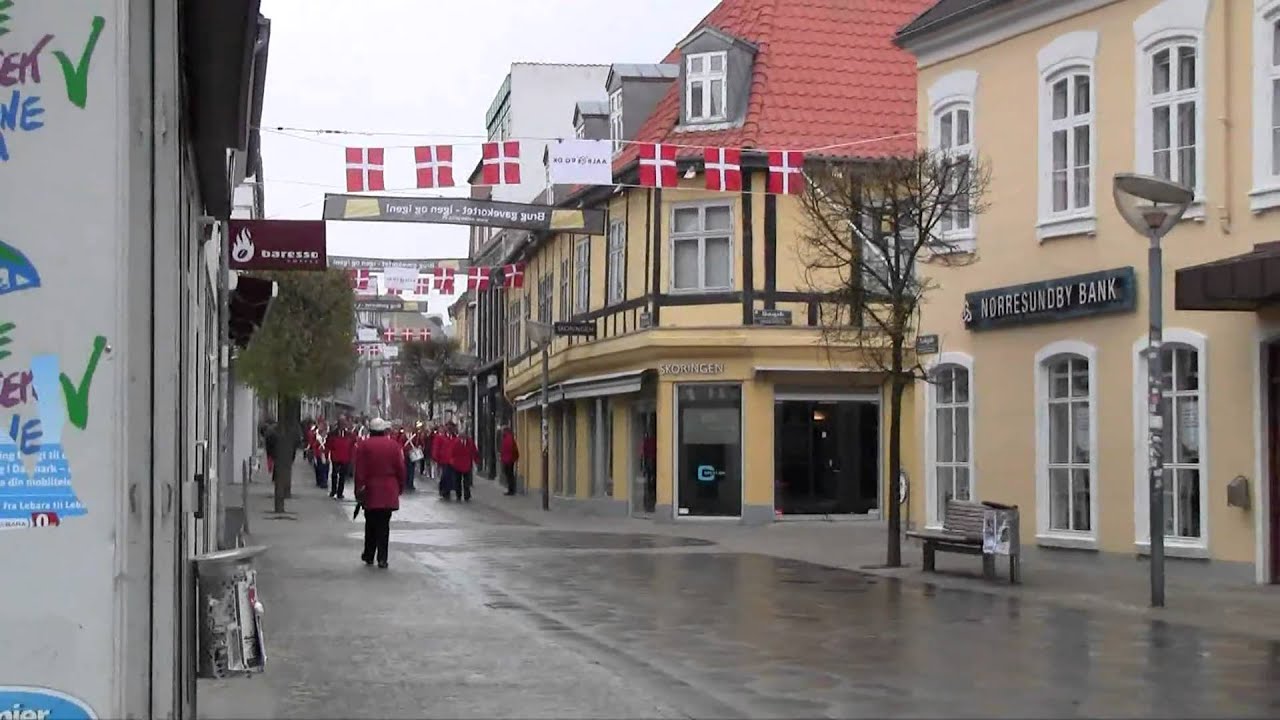 Aalborg Garden i Algade Aalborg April 2010 - YouTube