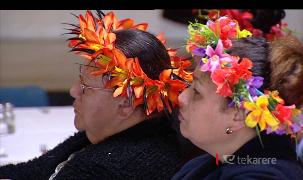 Waikato - Tainui sign commercial deal with Cook Islands - YouTube