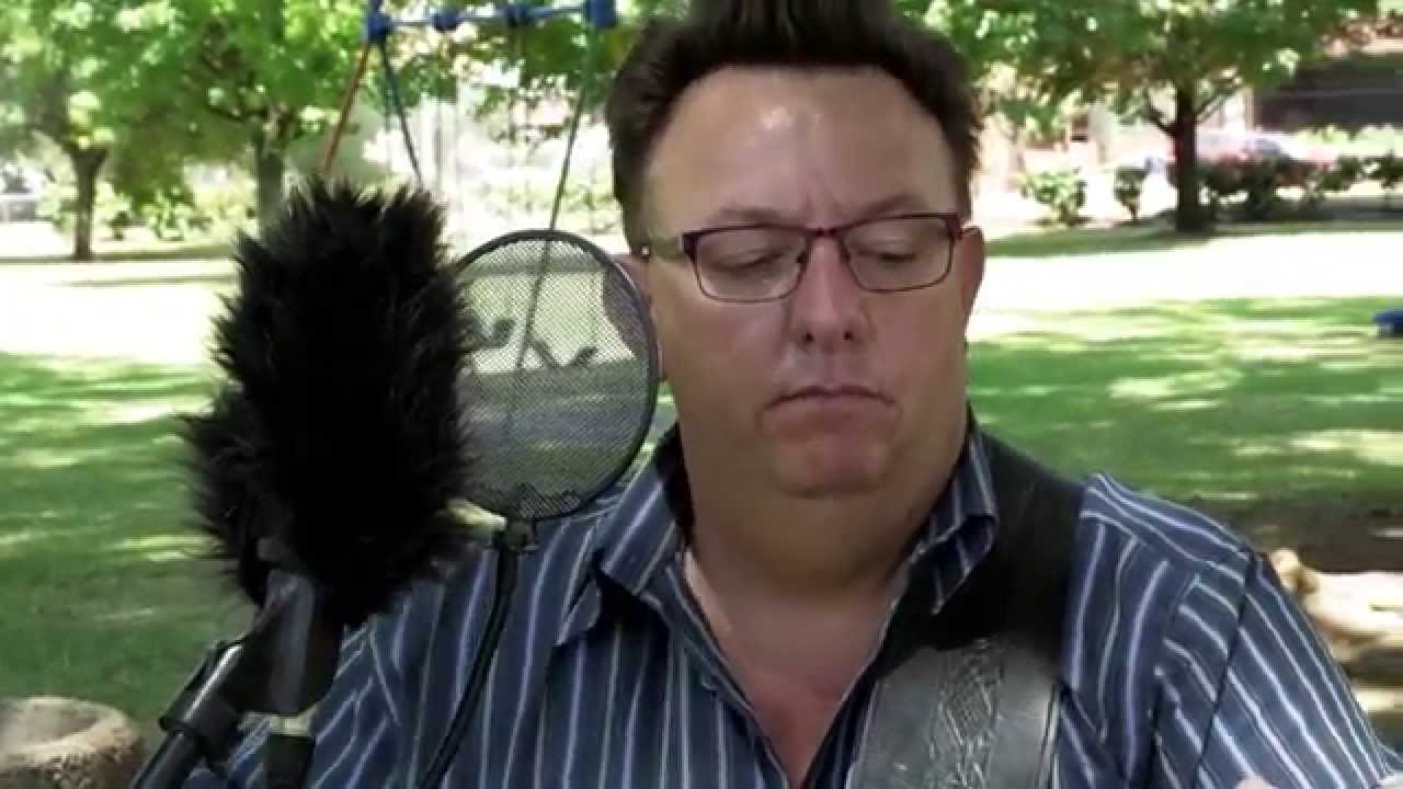 Steyn Fourie - "Pata Pata Scat Medley" - One Take Recording - YouTube