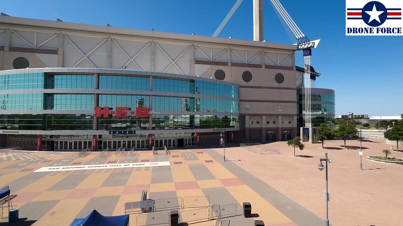 Flying a Drone INSIDE the #alamodome for KSAT 12 Pigskin Classic 2023 ...