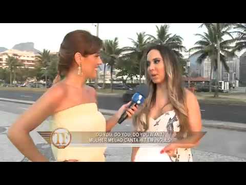 TV Fama: Mulher Melão prova que é boa de língua