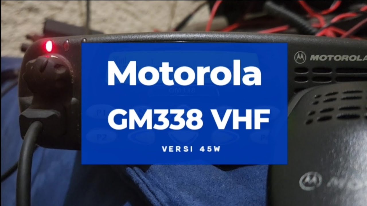 Motorola GM338 VHF 136-174 MHz 45 Watts Version - YouTube