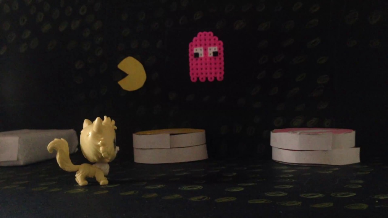 Minişler:PACMAN cafe - YouTube