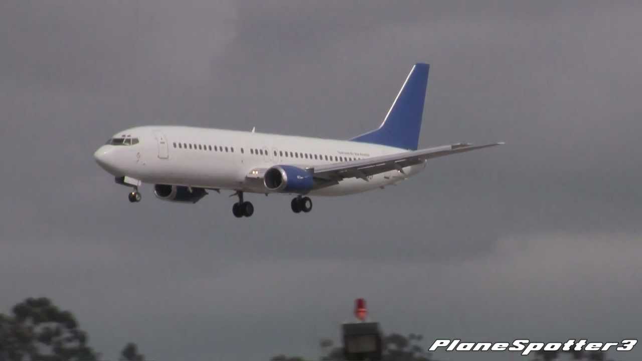 Xtra Airways Boeing 737-4Q8 [N279AD] Landing San Diego - YouTube