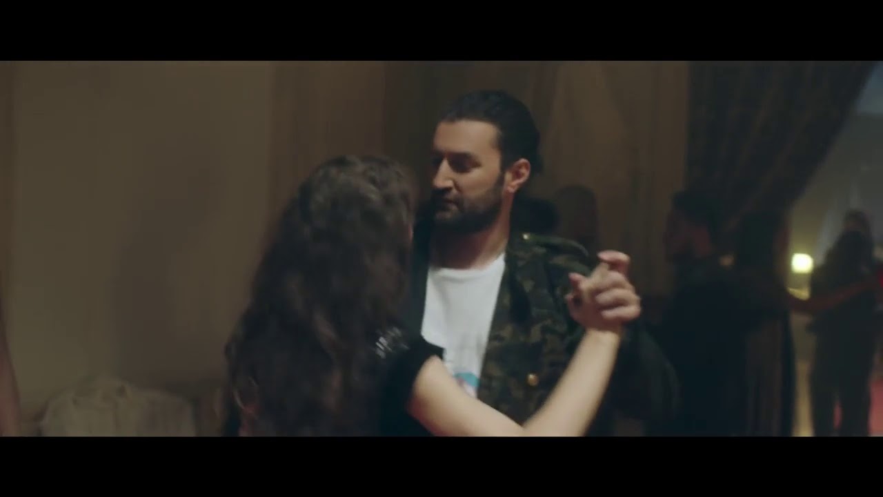 Smiley - Vals (Official video) - YouTube