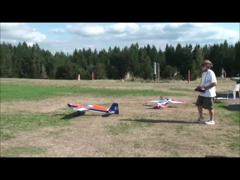 Steve Ashmore Extreme Flight Extra 300 - YouTube