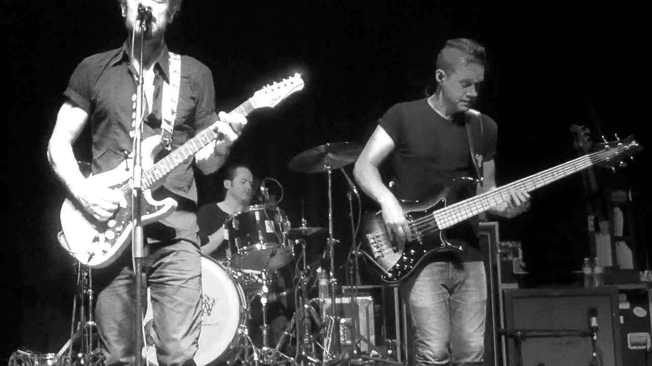 Big Wreck "Ghosts" Buffalo Town Ball Room 2014 - YouTube