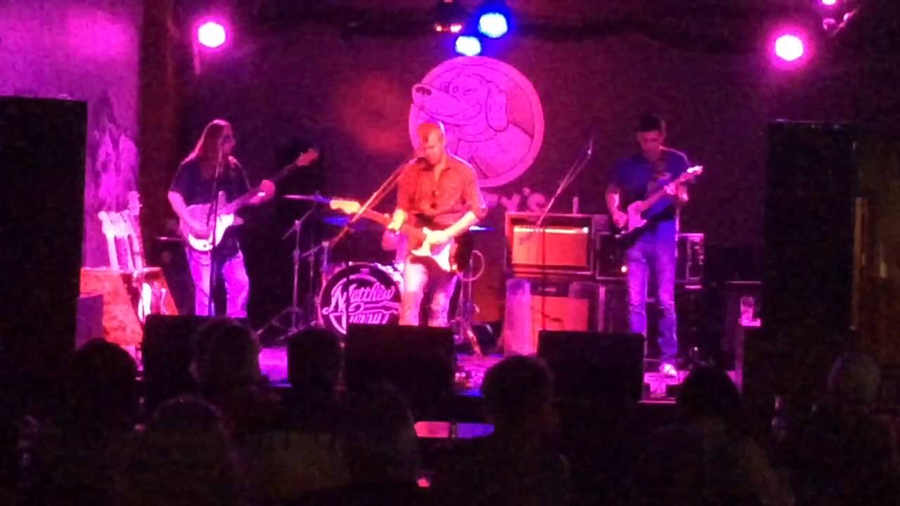 Matthew Curry and Band perform at LEFTY'S in Des Moines, Iowa on Friday ...
