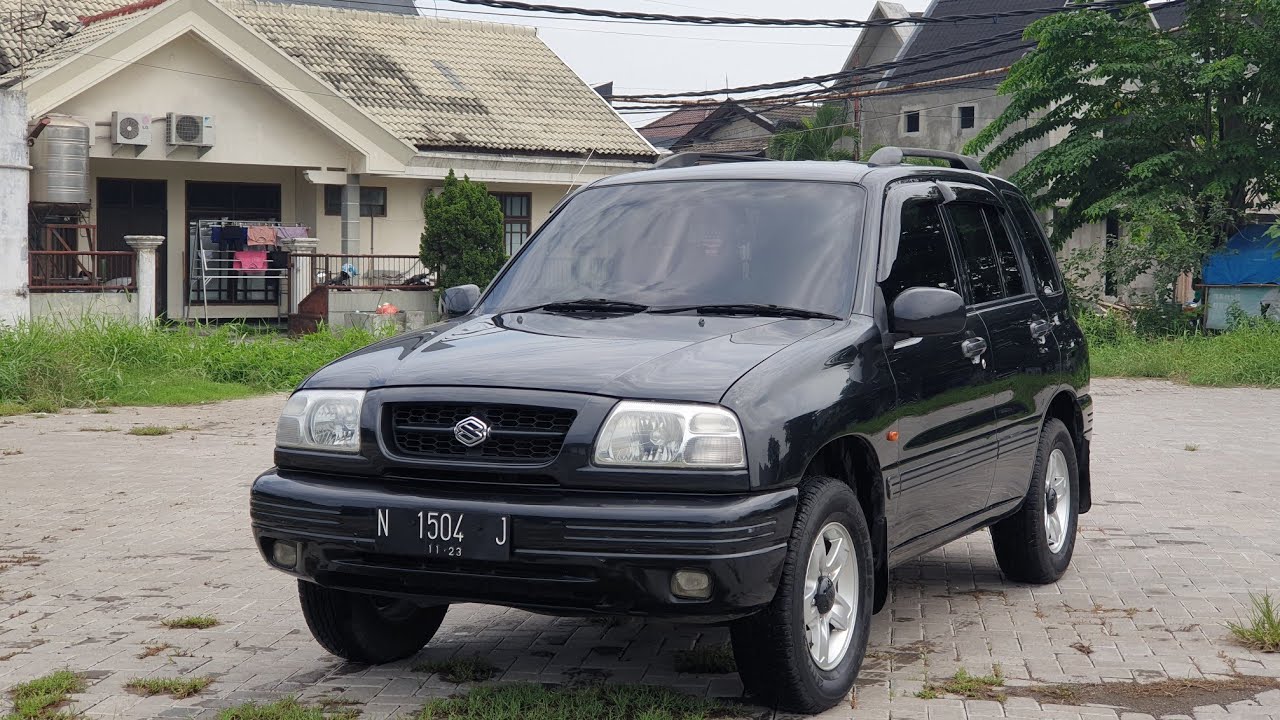 Suzuki Escudo 1.6 2005 Review / Jual - YouTube