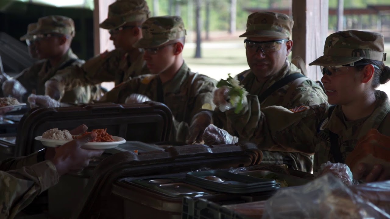 MOS 92G: Cook in the National Guard - YouTube