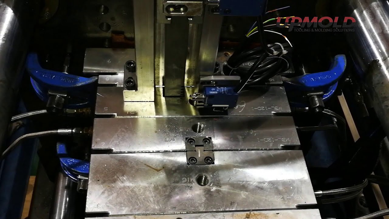 Unscrewing injection molding by Upmold - YouTube