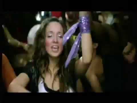 Καλομοίρα - Παίζεις | Kalomoira - Paizeis (Official Music Video)