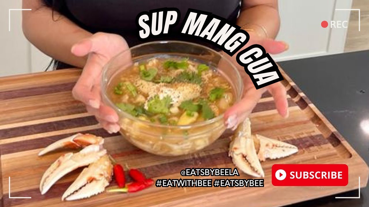 VIETNAMESE FRESH CRAB SOUP | SOUP MANG CUA #EATSBYBEE - YouTube