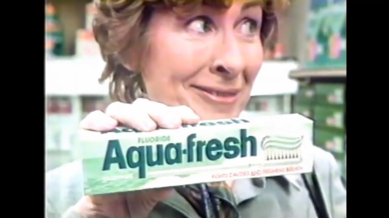 Aqua-Fresh Toothpaste Commercial (1979) - YouTube