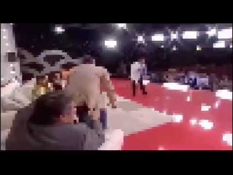 Mehmet ali erbil her birine temas ettiğinde effect değişiyor