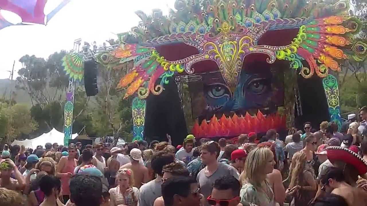 Alien Safari - Masqued Ball 2014 - YouTube