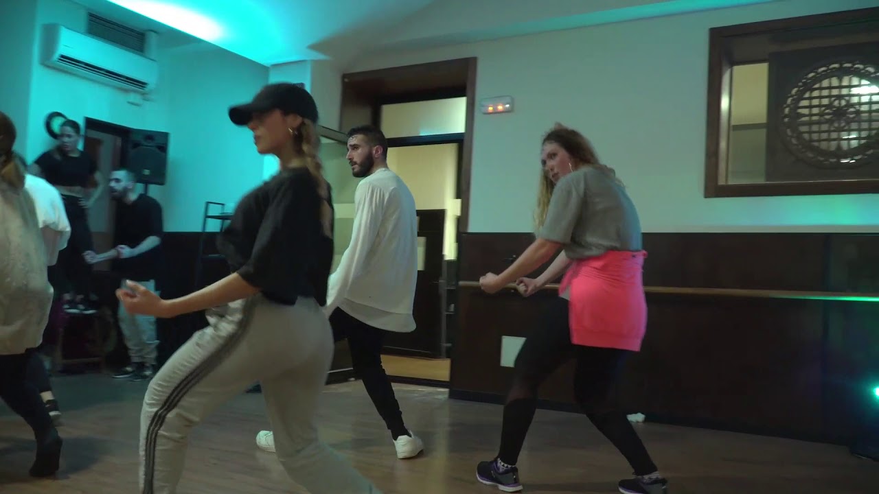 6LACK "Learn Ya" Choreography by Juan Montero - YouTube
