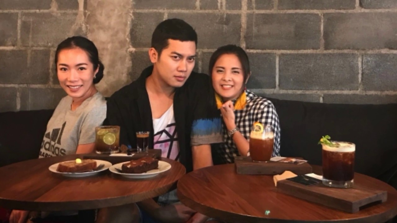 Graph cafe @one nimman, Chiangmai, Thailand - YouTube