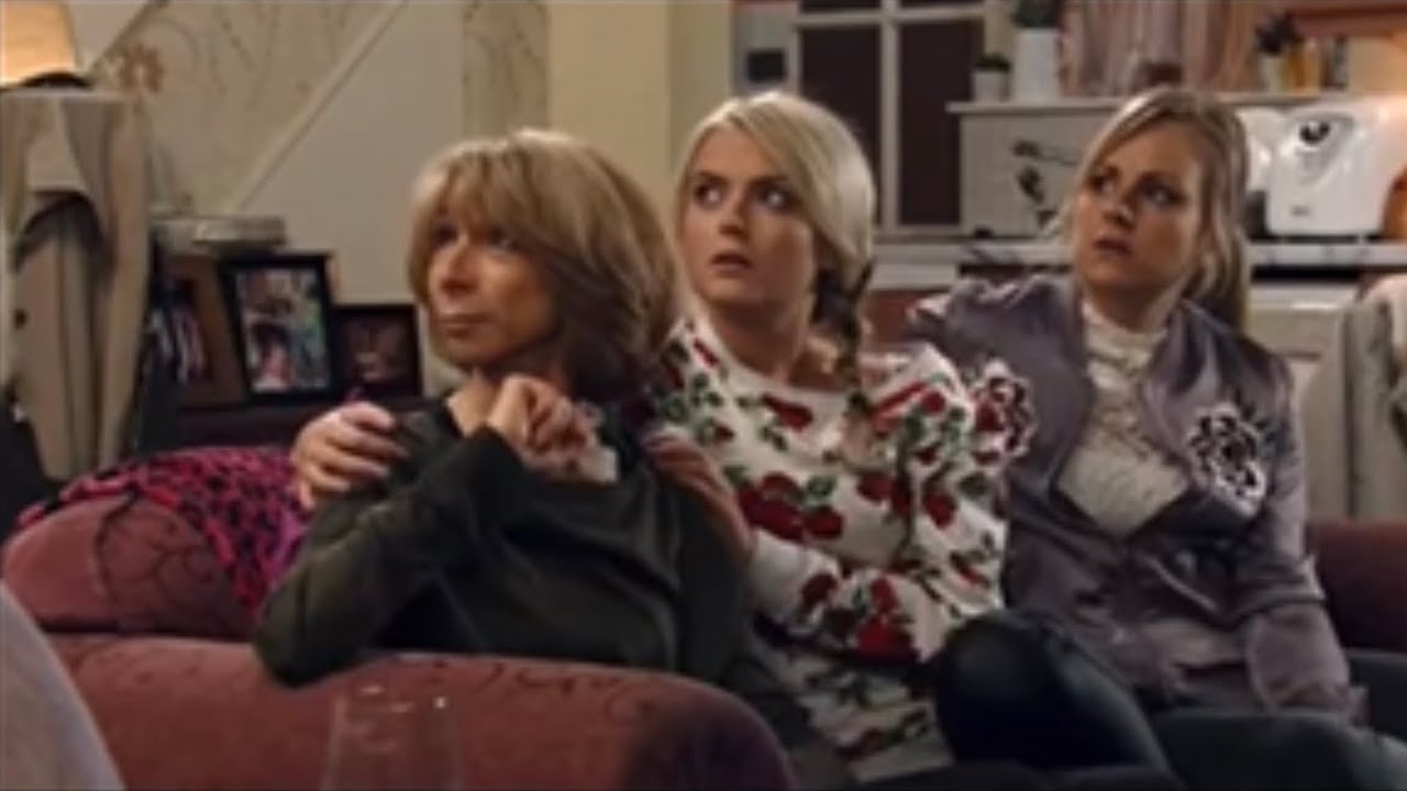 Coronation Street - Gail Rodwell Storyline 2016 3/3 - YouTube