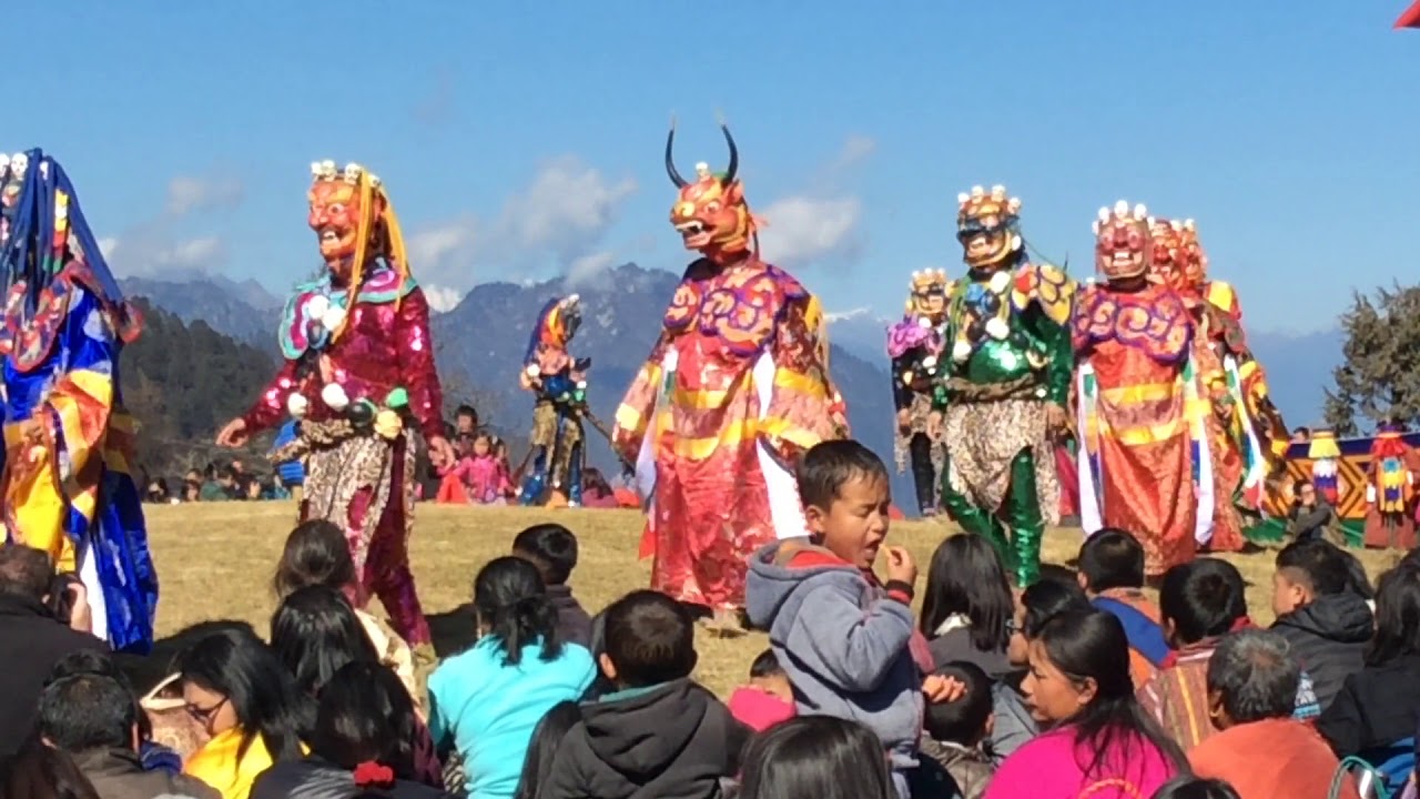 Bhutan 2017 - Day 11 - Grand Teschu Festival Dochu La - Paro - YouTube
