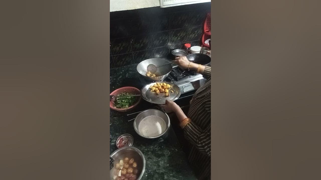 KYAA BANAA RAHI HAI TASTY 21.2.2025. JUHI UJJWAL VLOG. - YouTube