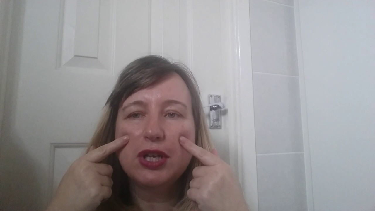 How to lift the cheeks and look years younger with this easy exercise ...