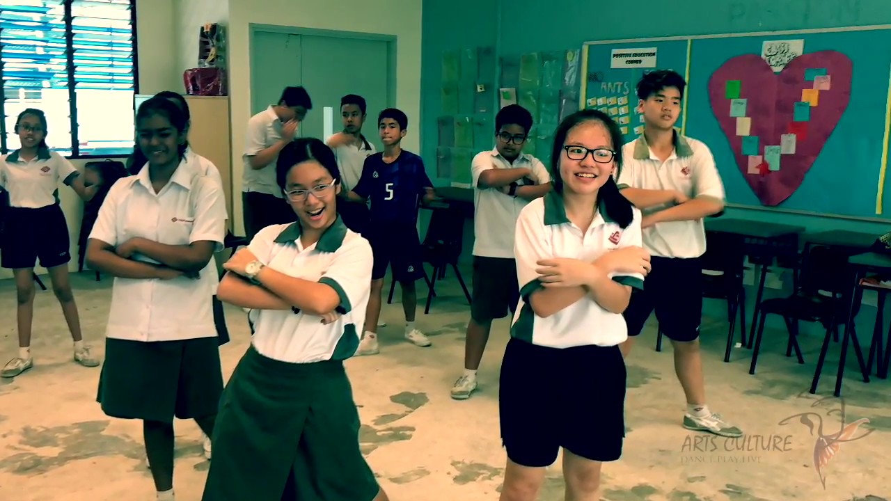 Yuhua Sec 1 Dance 2018 - YouTube