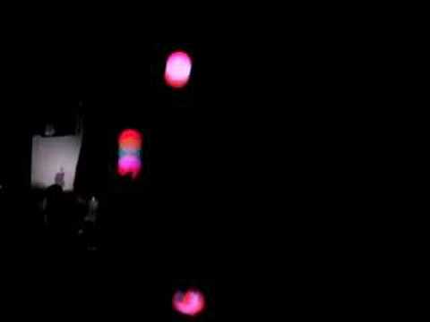 Daniel Friedlaender Juggles some new Juggling Balls - YouTube