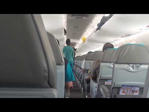 Pramugari Garuda Cantik Ini Sangat Ramah, Rajin dan Murah Senyum 😁