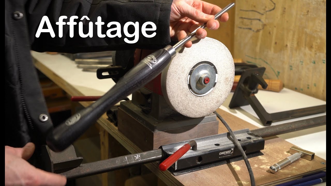 L'affutage de mes outils que j'utilise le plus sur le kit d'affutage ...