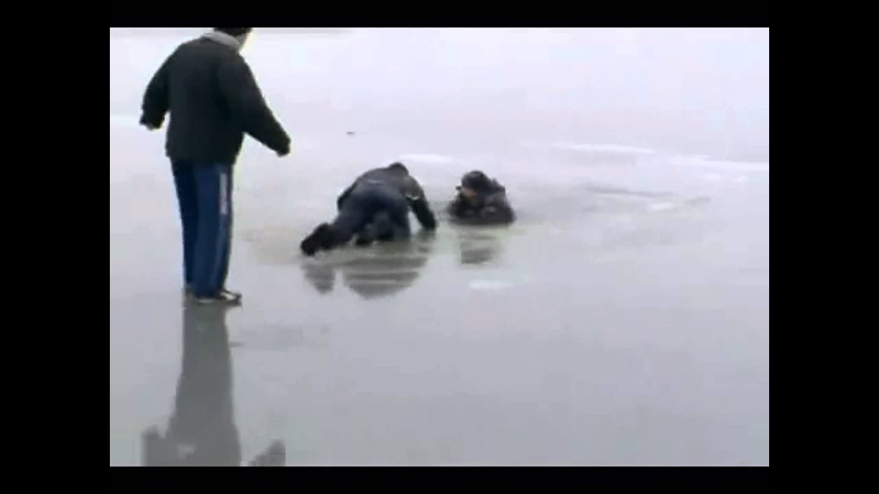 Biking on ice fail Idiots - YouTube