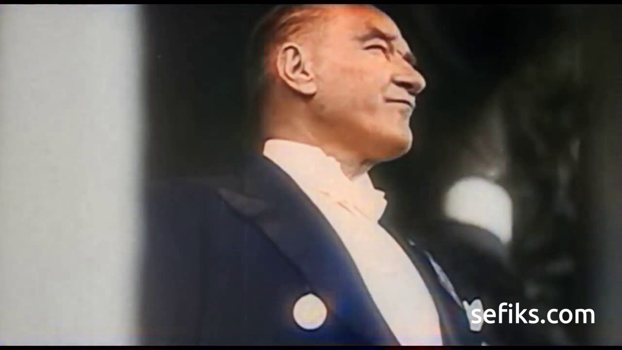 Coloring Ataturk Video with Deep Learning | DeOldify - YouTube