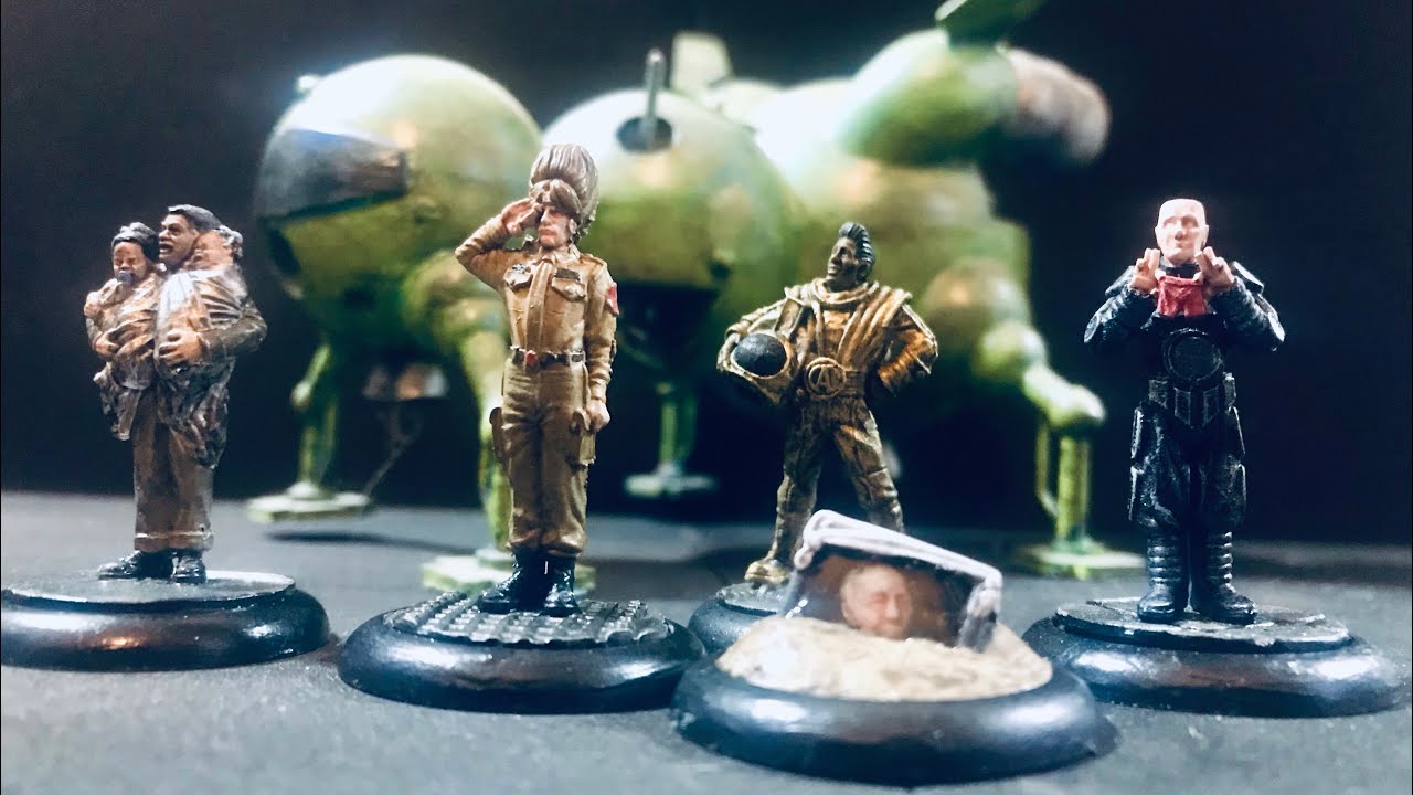 Red Dwarf Crew Miniatures - YouTube