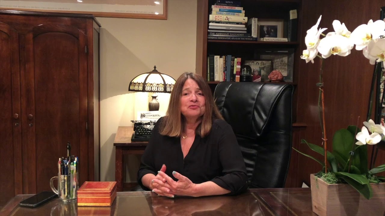 Shelley Spector - Museum of Public Relations - YouTube