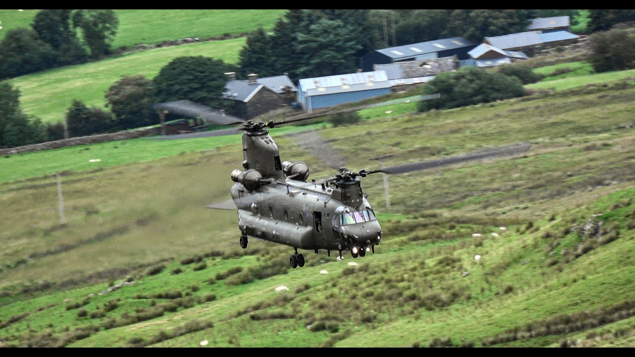 RAF Chinook flying through the Mach Loop 03/08/2023 - YouTube