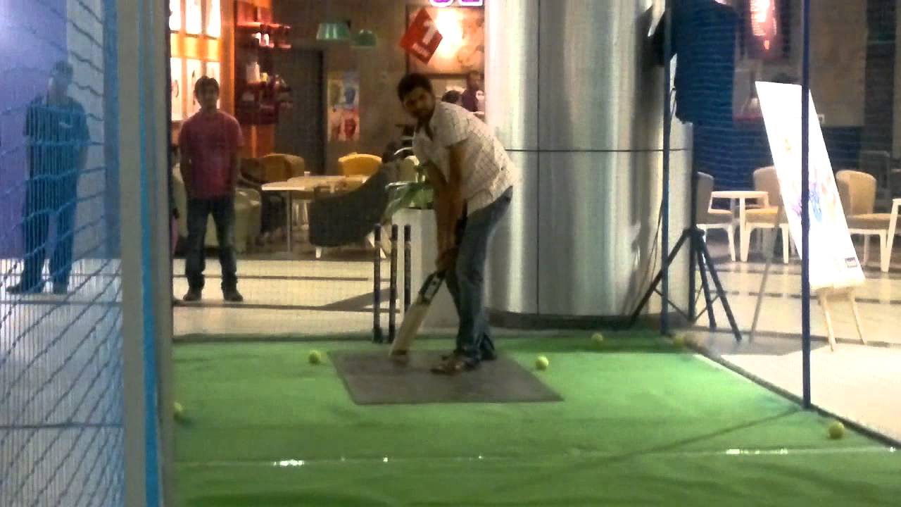 Playing Cricket - Inorbit Mall - YouTube