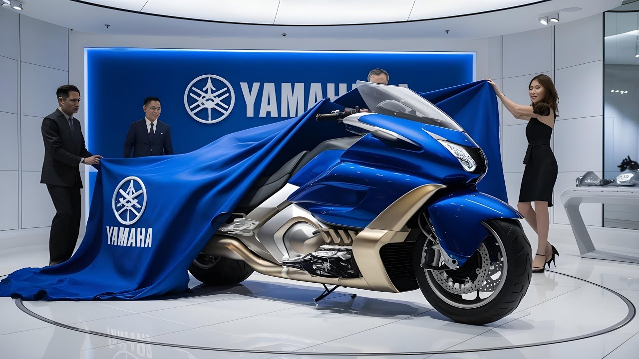 Unboxing 2025 Yamaha VMAX 1700cc V4: The Ultimate Muscle Bike Review ...